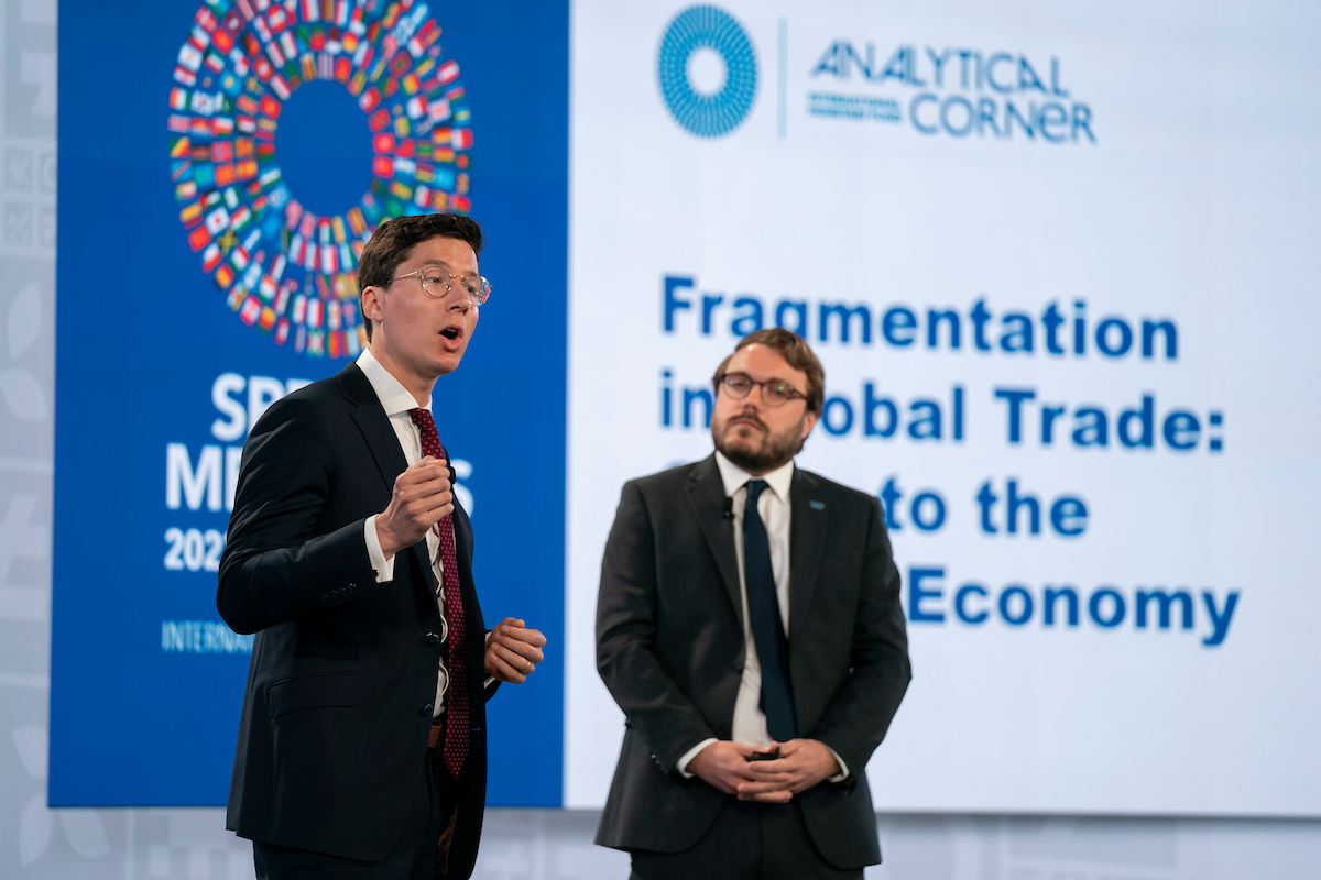 Analytical Corner: Fragmentation in Global Trade: Costs to the Global ...